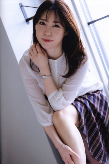 SCHOOL NURSE -- Nao Mikawa Photo Book | J-List